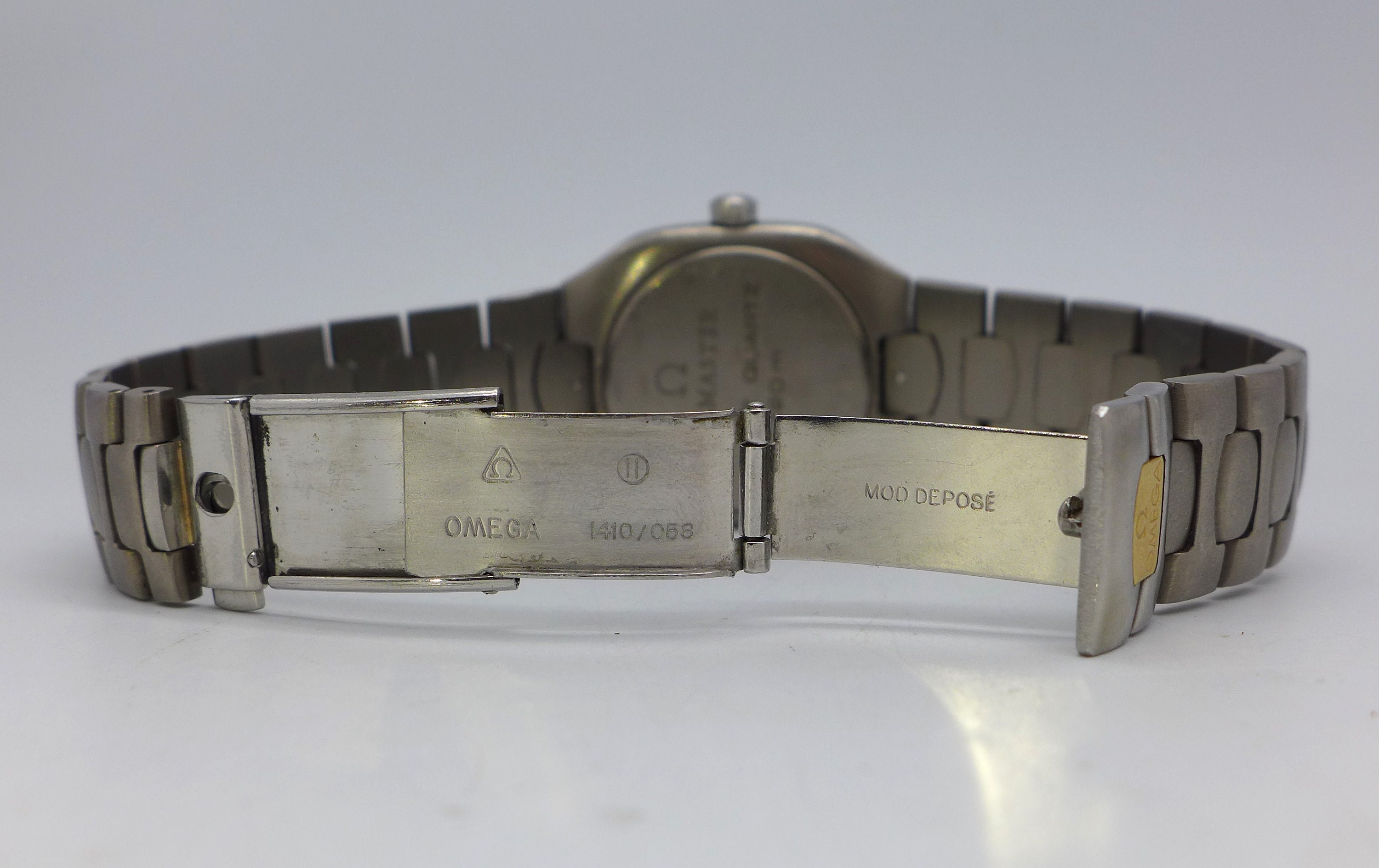 Omega Seamaster Titane Quartz 120M Wristwatch 32mm - Etsy