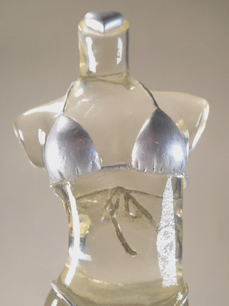 The Latest Thing Fashion Showcase Perfect Skin Mannequin Clear Acrylic ...