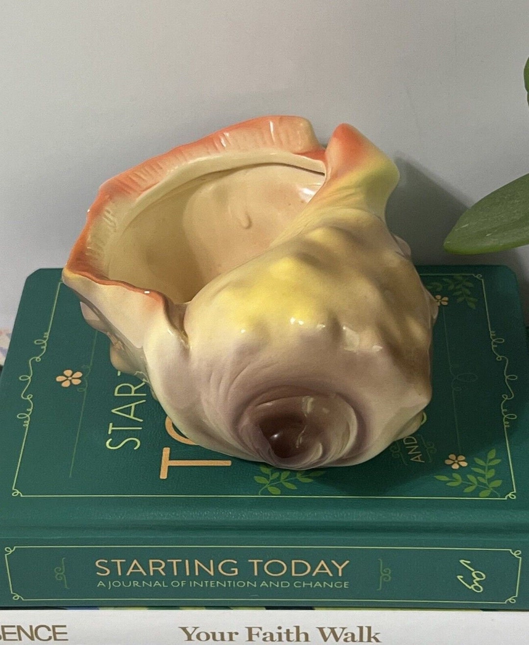 VINTAGE Ceramic Conch Shell Trinket Dish Decor Yellow Orange Brown ...