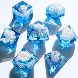 Blue Sky Hymnal - Gradient Cloud Dice, Handmade Resin Sharp Edge Dnd ...