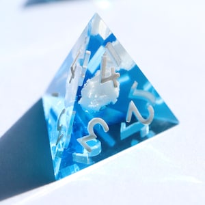 Blue Sky Hymnal - Gradient Cloud Dice, Handmade Resin Sharp Edge Dnd ...