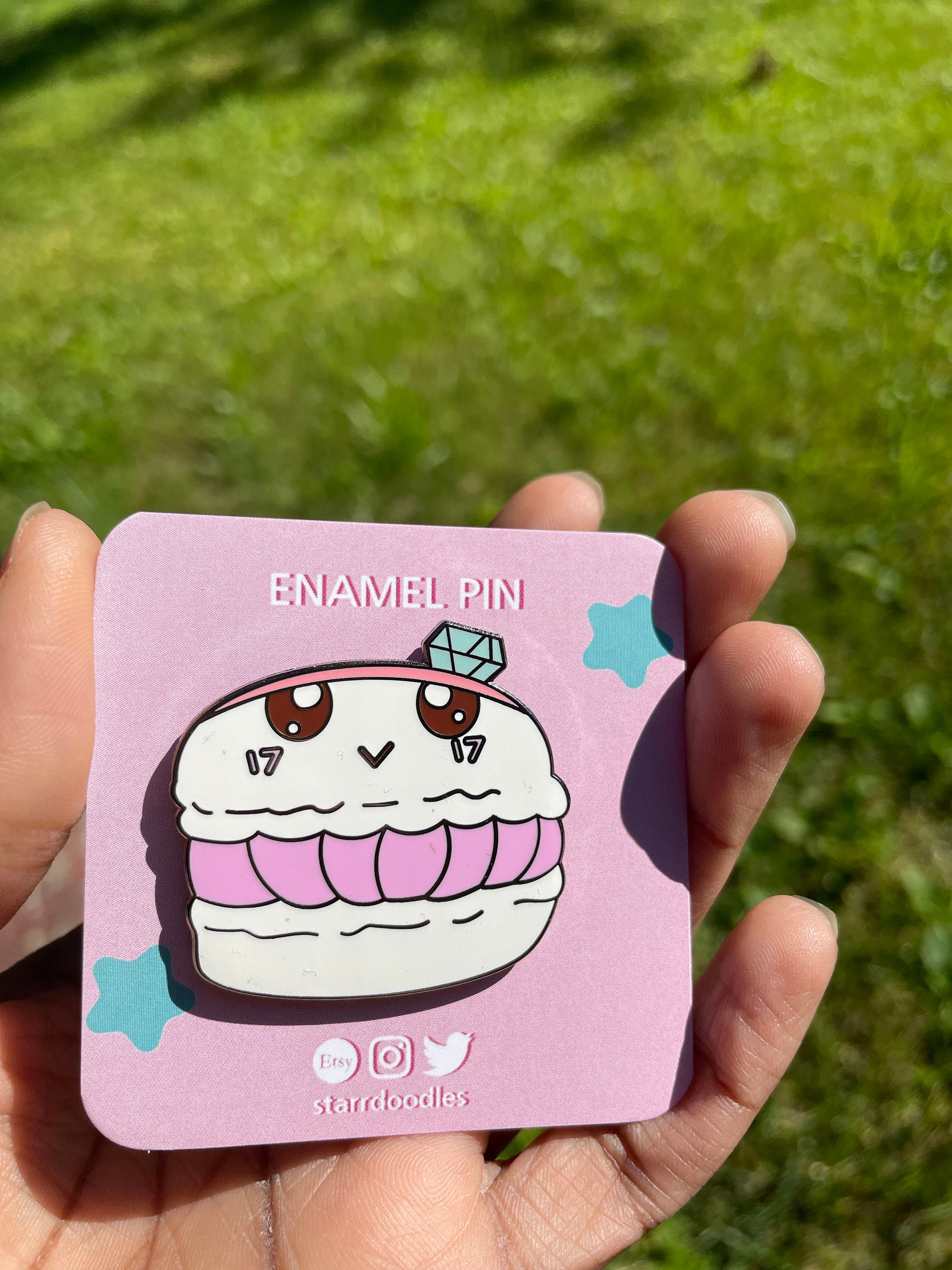 Seventeen Bongbongie Macaron Enamel Pin - Etsy
