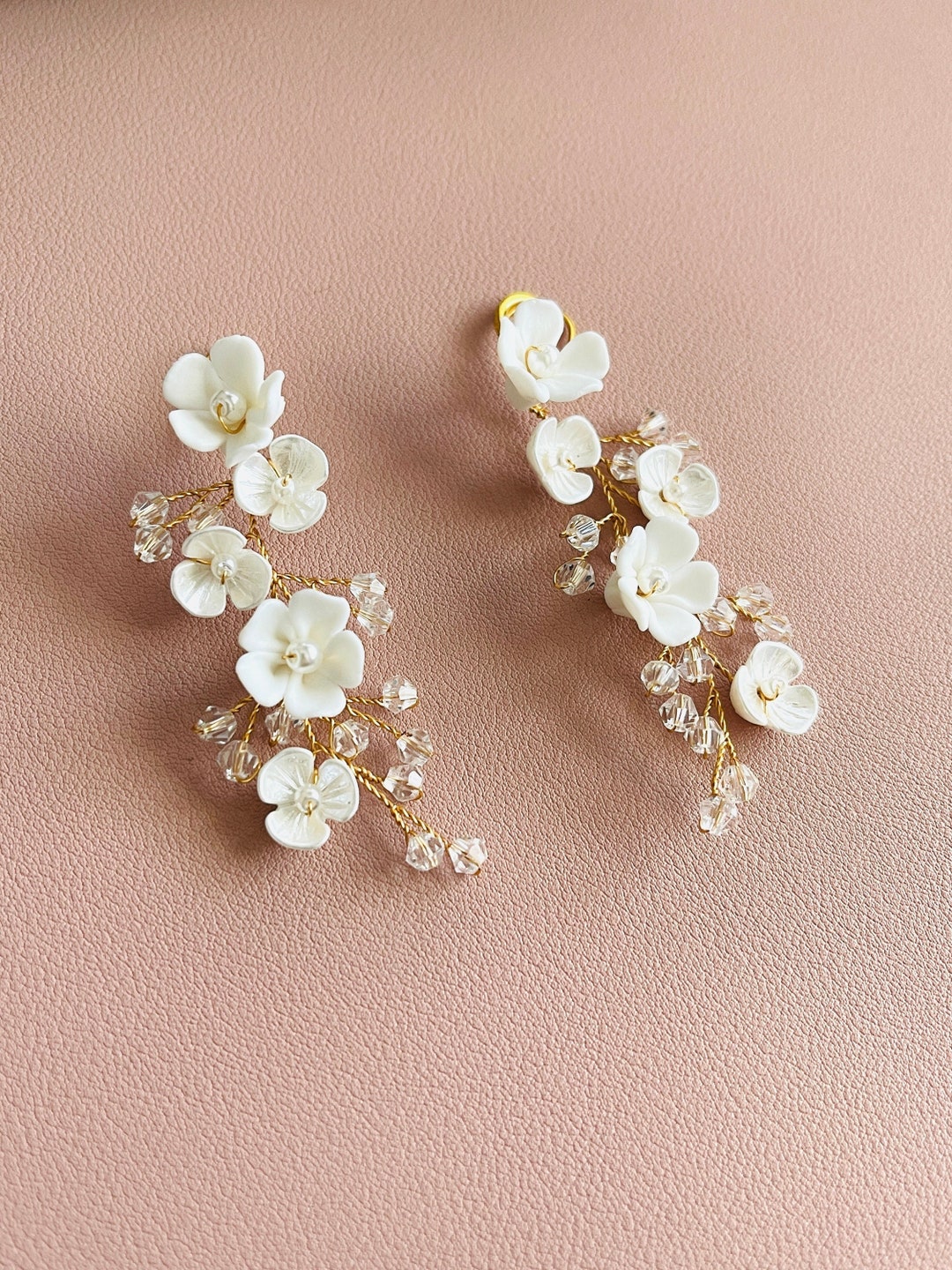 6.5cm White Four Flower With Bicone Crystal Clay Earrings, Bridal ...
