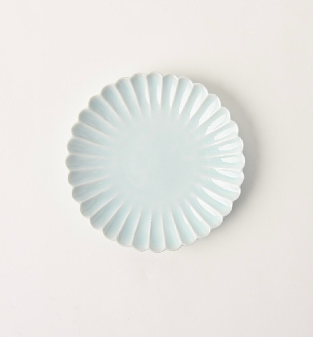 Hasami-ware Chrysanthemum Porcelain Plate, Different Sizes. Made in ...