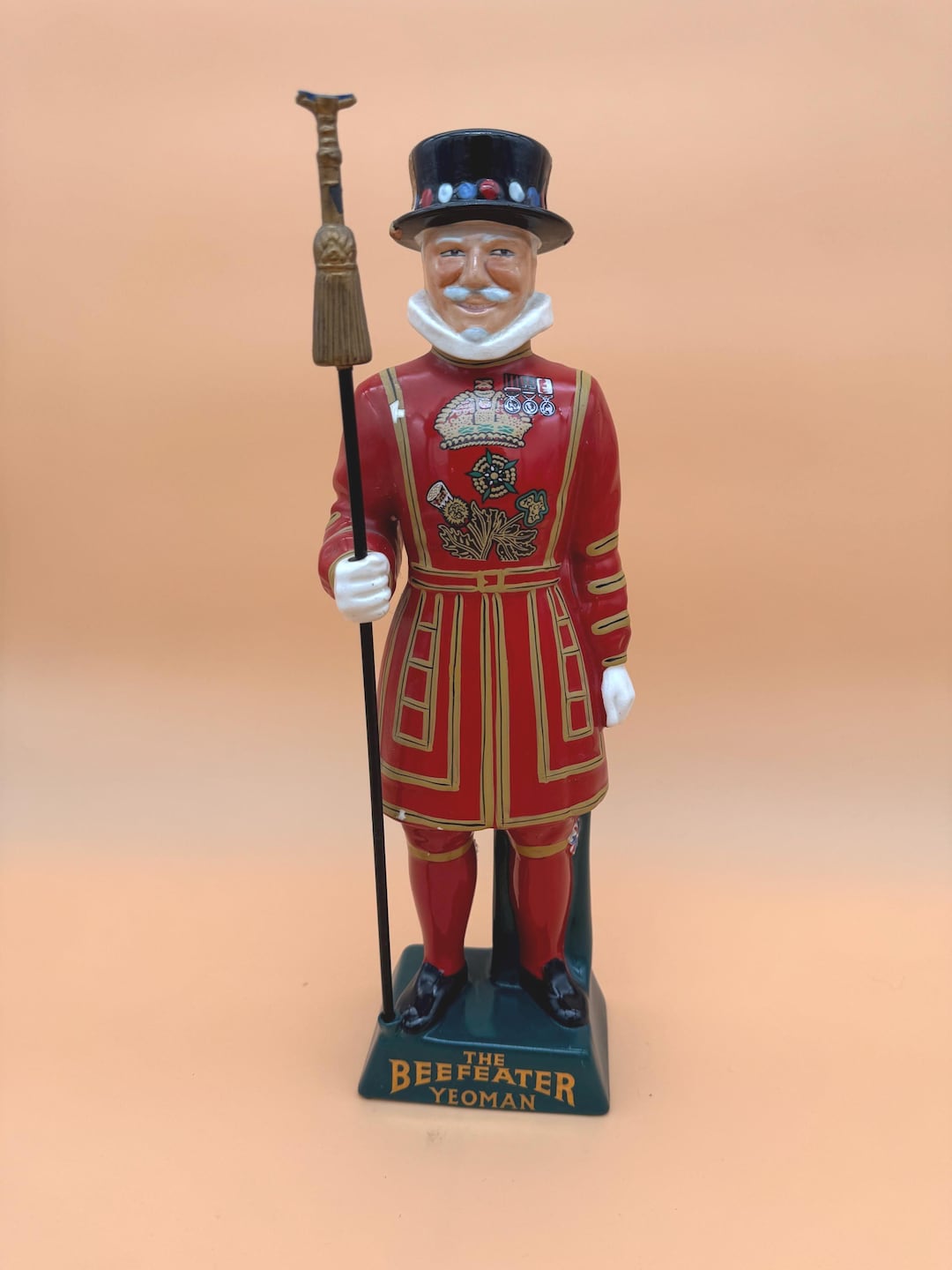 Vintage 1960's "beefeater" Yeoman Warder Carlton Ware Display Statue ...