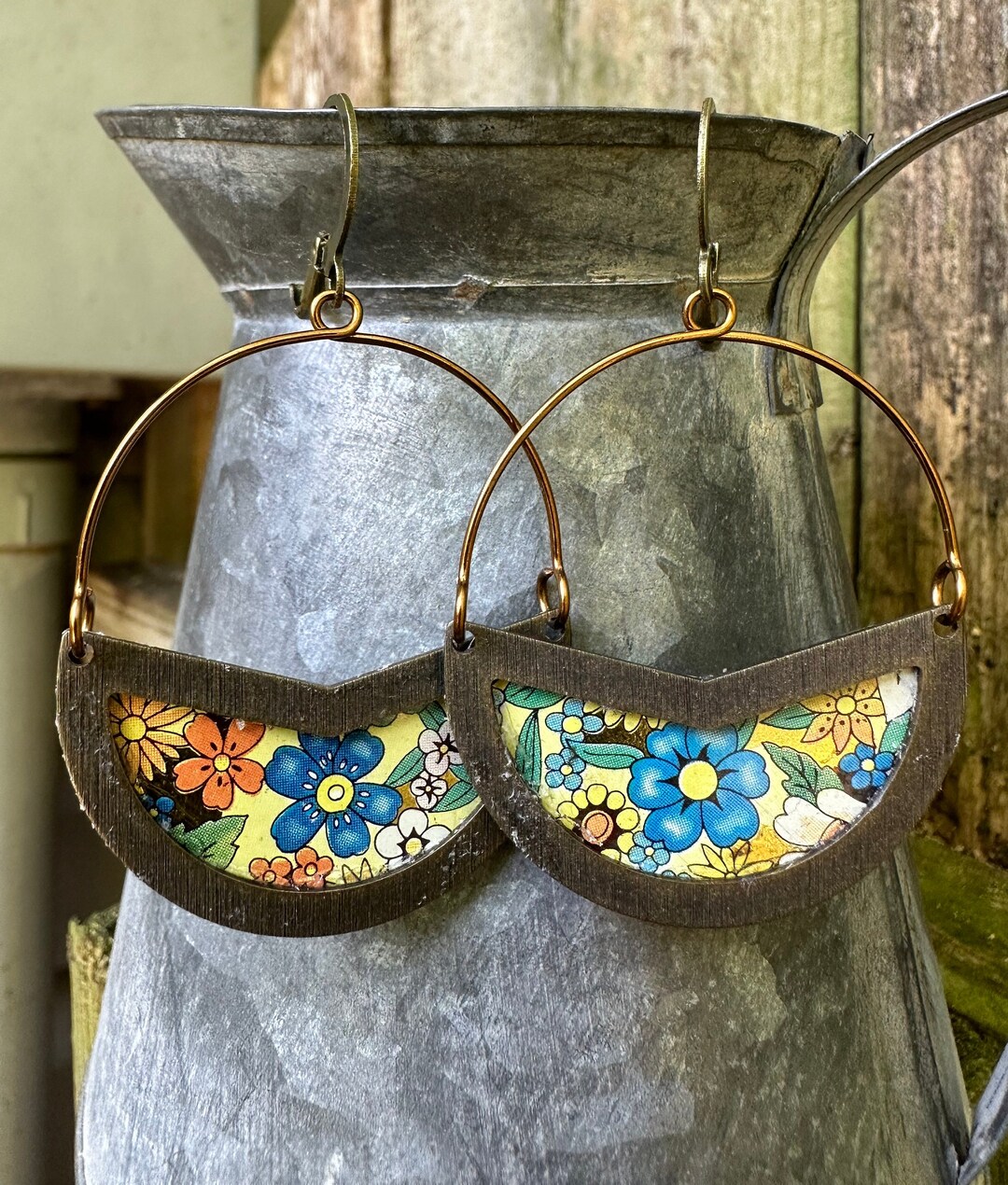 Recycled, Repurposed, Vintage Tin, Flowers - Etsy