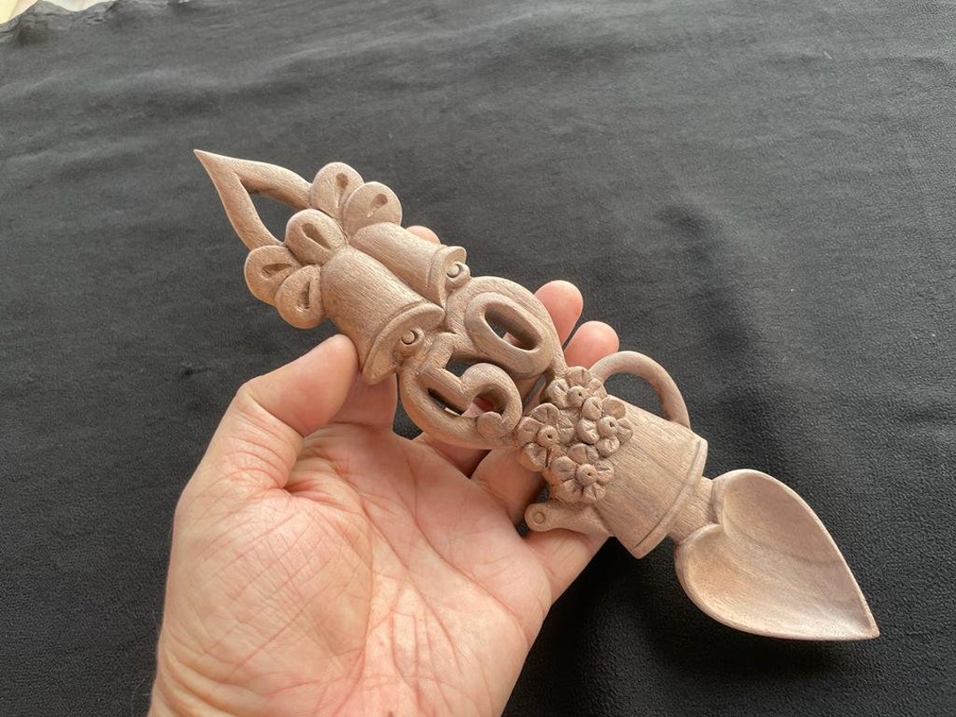 Set of 2 Love Spoon Handmade Carved Fret Love Spoon Traditional Gift ...