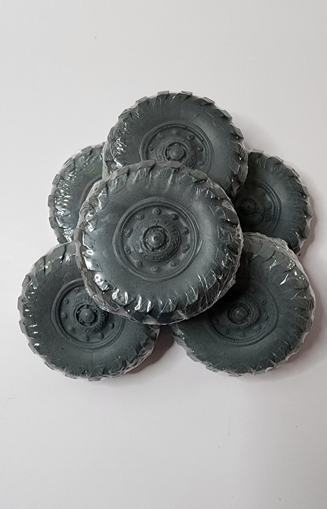 Charcoal & Shea Butter Soap, Tire Shaped Novelty Bar Soap for Men ...