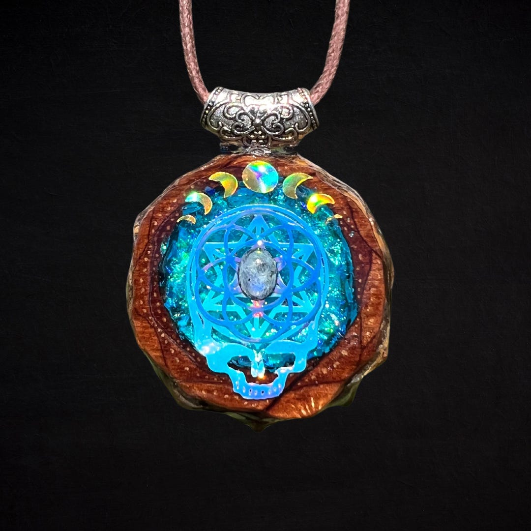 Moonphase ~ Stealie ~ Ripple Cone - Etsy