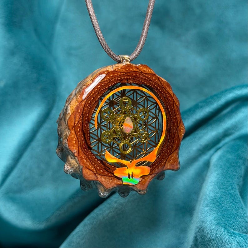 Pinecone Pendant ~ Metatron’s Cube X Flower of Life Stealie ~ Opal - Etsy