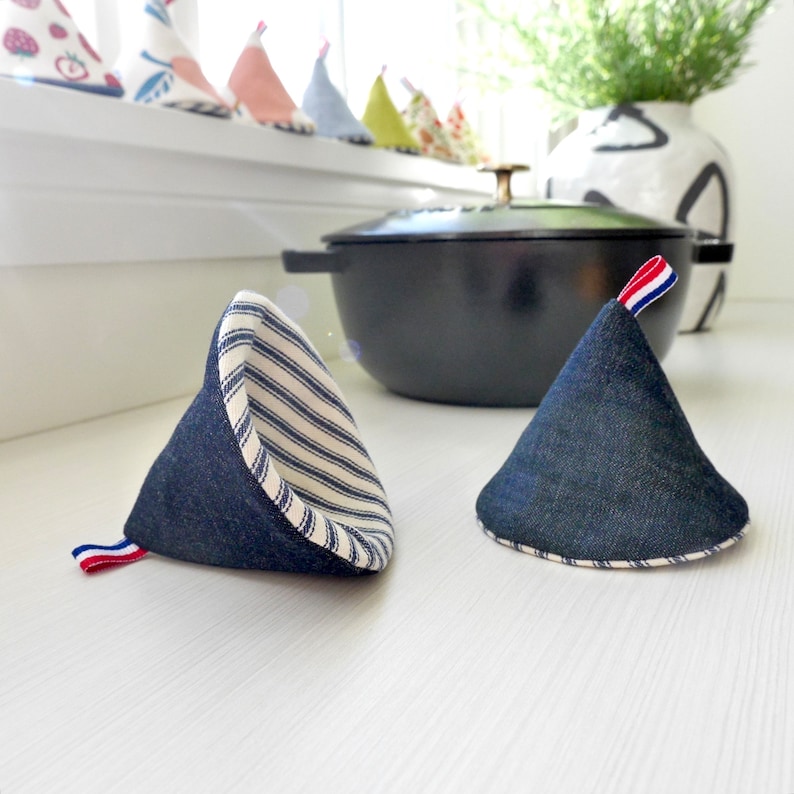 Set of 2 Denim Pot Holders | Heat Resistant Oven Mitts for STAUB Cast ...