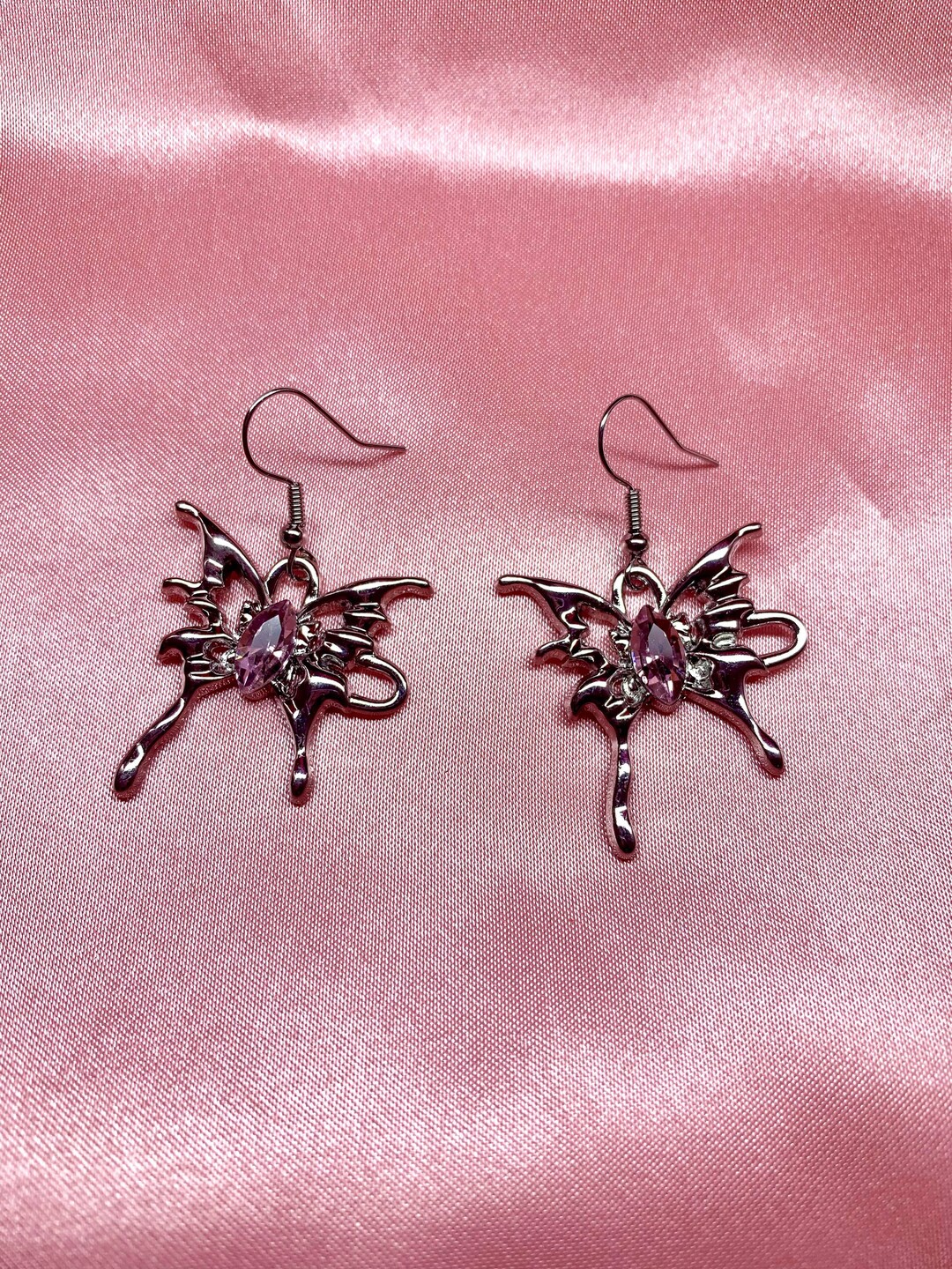 Pretty Cute Funky Quirky Alt Emo Goth Grunge Aesthetic, Silver ...