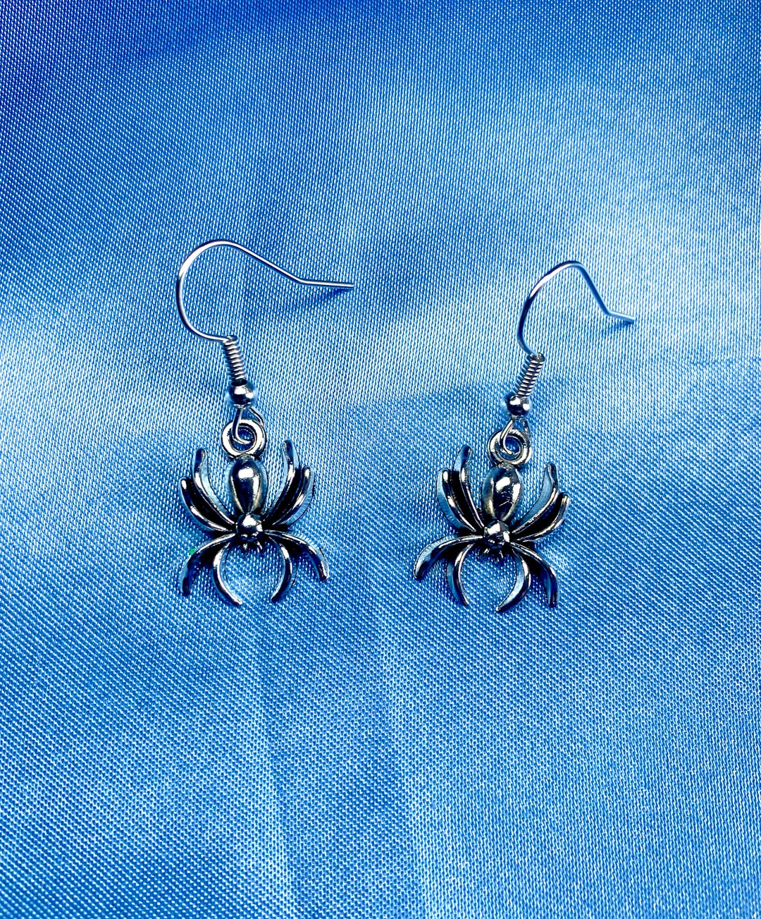 Pretty Cool Grunge Goth Emo Alt Metal Halloween Spider Earrings - Etsy