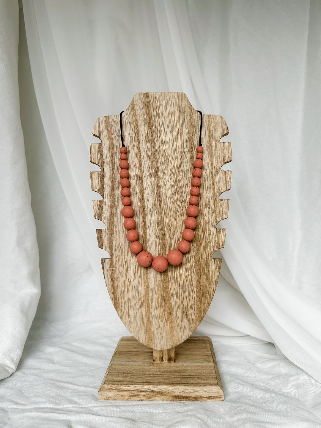 Speckled Coral Pink Modern Mama Silicone Necklace | Nursing Necklace ...