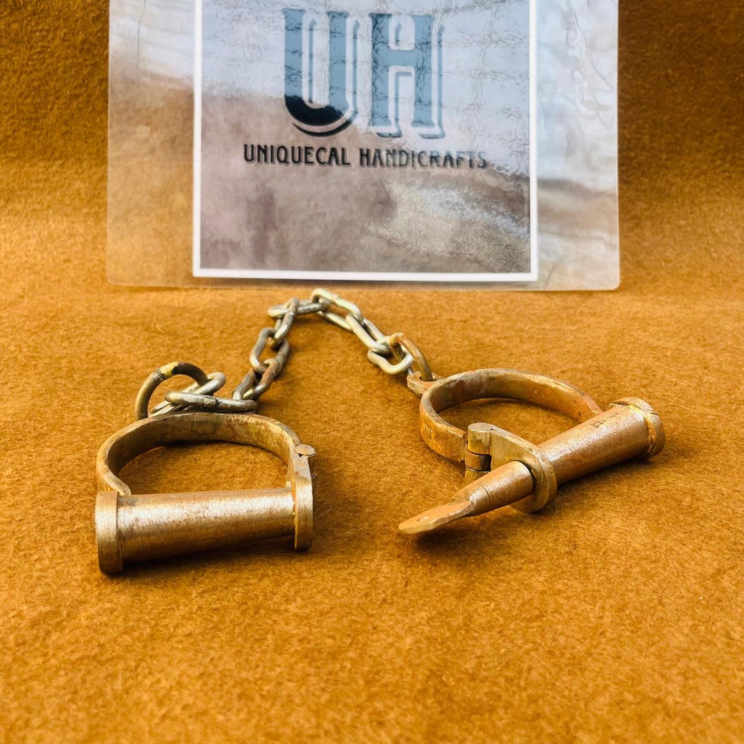 Personalized Handcrafted Heavy Chain Leg Cuffs Lock Key Handcuff ...
