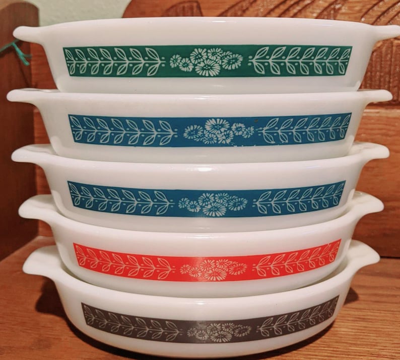 Patented Set of 3 ~ Pyrex 700 Au Gratin Pixie Dish Stands - Etsy