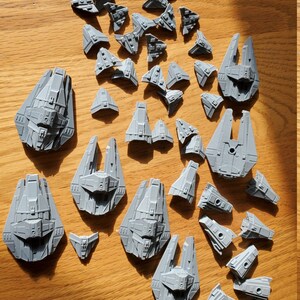 Chimaerus Integrated Transport: Starship Miniature for Starfinder, A ...