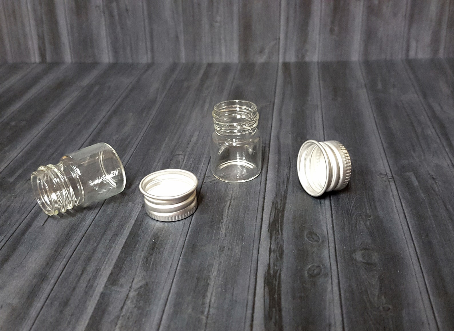 Mini Glass Jars With Screw Caps for Herbs Spices Beads Gems - Etsy