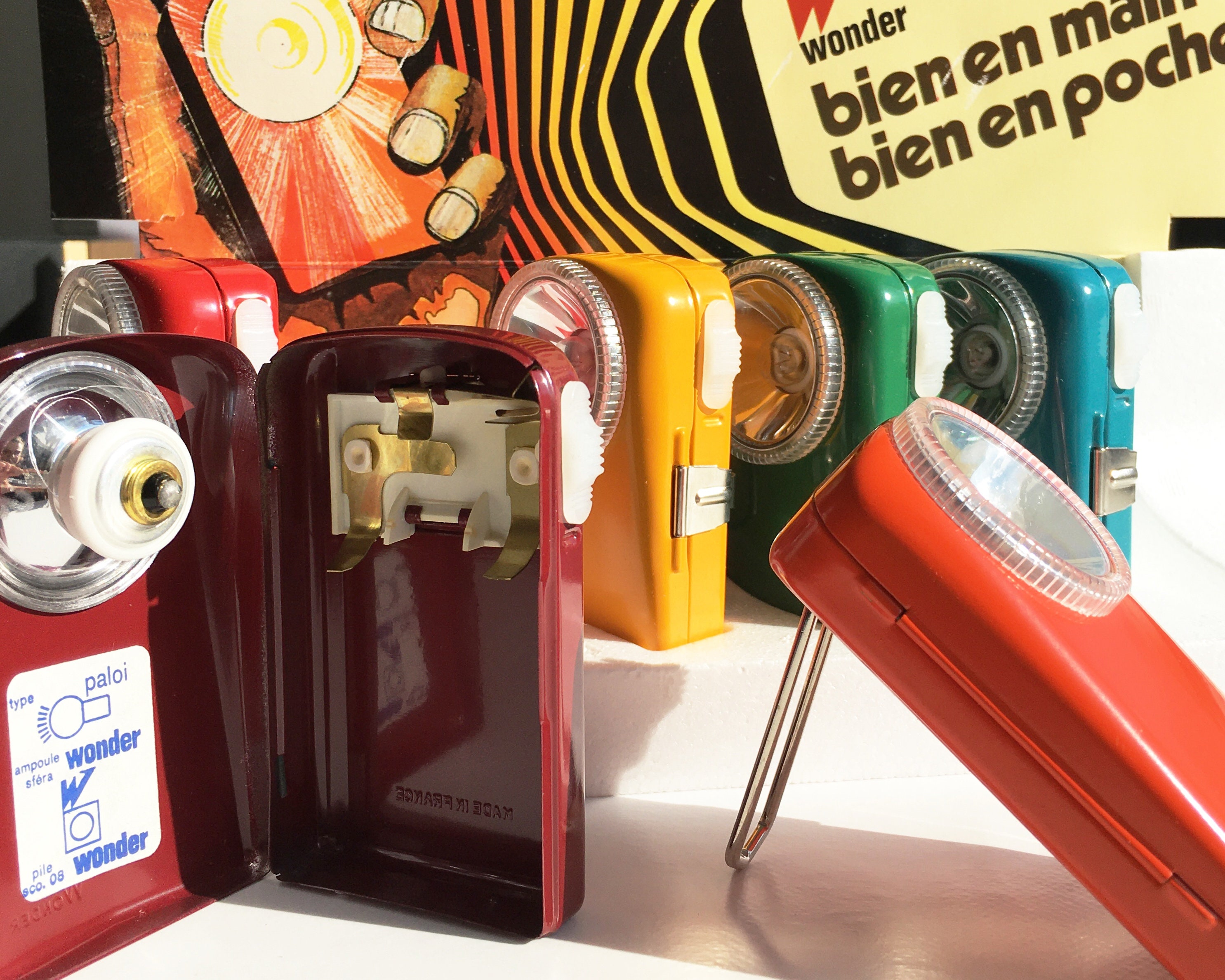 Display Vintage WONDER Flashlight, Army Military Flashlight, PALOI ...