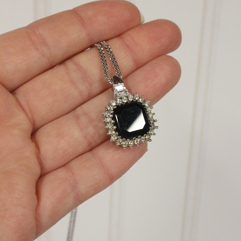 Avon Nina Ricci Necklace and Clip Set 2003 Ebay - Etsy Canada