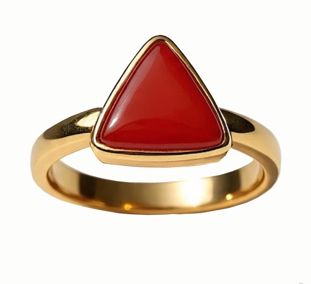 Divya Shakti Triangle Red Coral Moonga Gemstone Plain Design ...