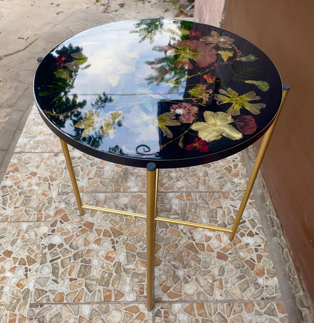 Resin Floral Coffee Table, Round Epoxy Floral Table, Unique Handmade ...