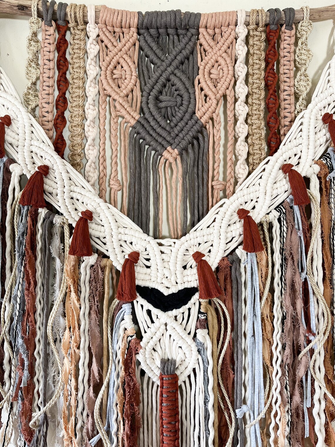 Rust Mixed Natural Fiber Macrame Wall Hanging, Trendy Wall Art, Boho ...