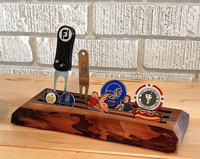 Golf Ball Marker Display Stand Live Edge Walnut divot Tool, Gift for ...