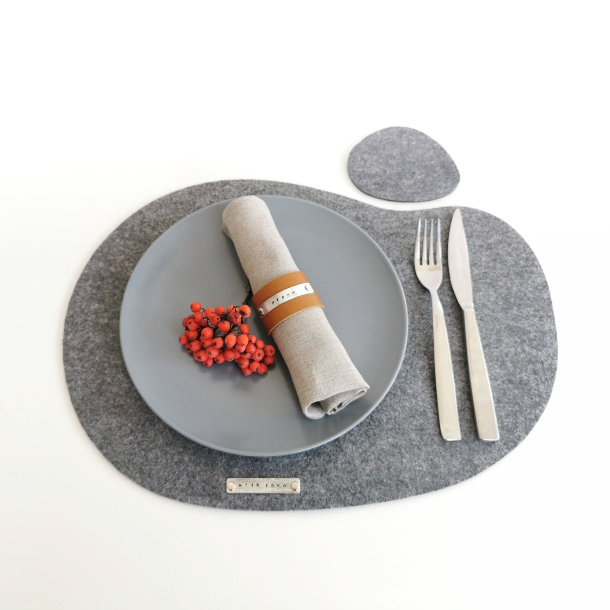Gray Felt Irregular Oval Placemats and Coasters set for 2, Modern ...