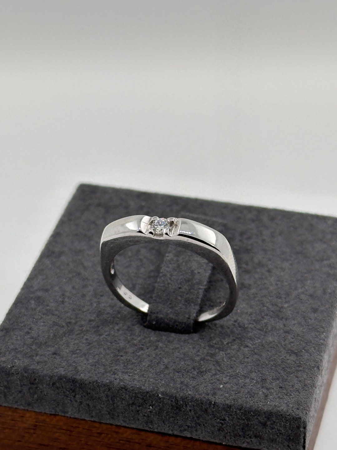 Elegant 10k White Gold Ring With Cubic Zirconia, Size 5 3/4 - Etsy