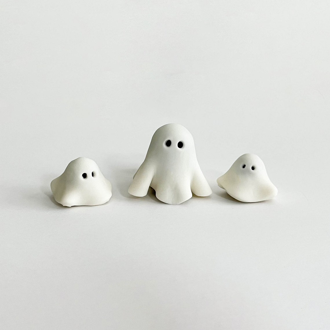 Edible Halloween Ghost Fondant Figurine for Cake & Cupcake Topper ...