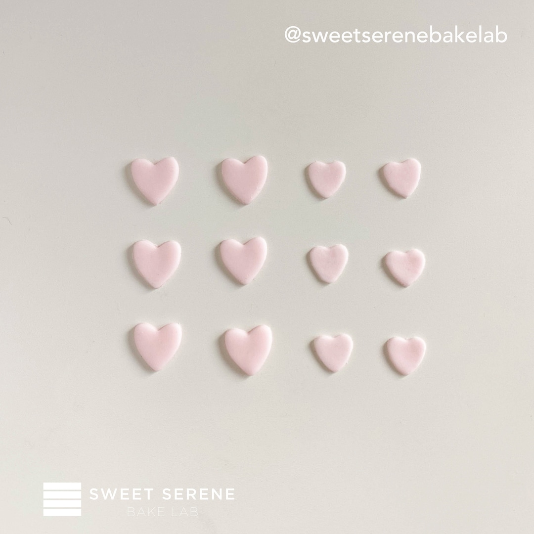 Edible Fondant Pink Heart Decoration for Birthday Cake/ Cupcakes Topper ...