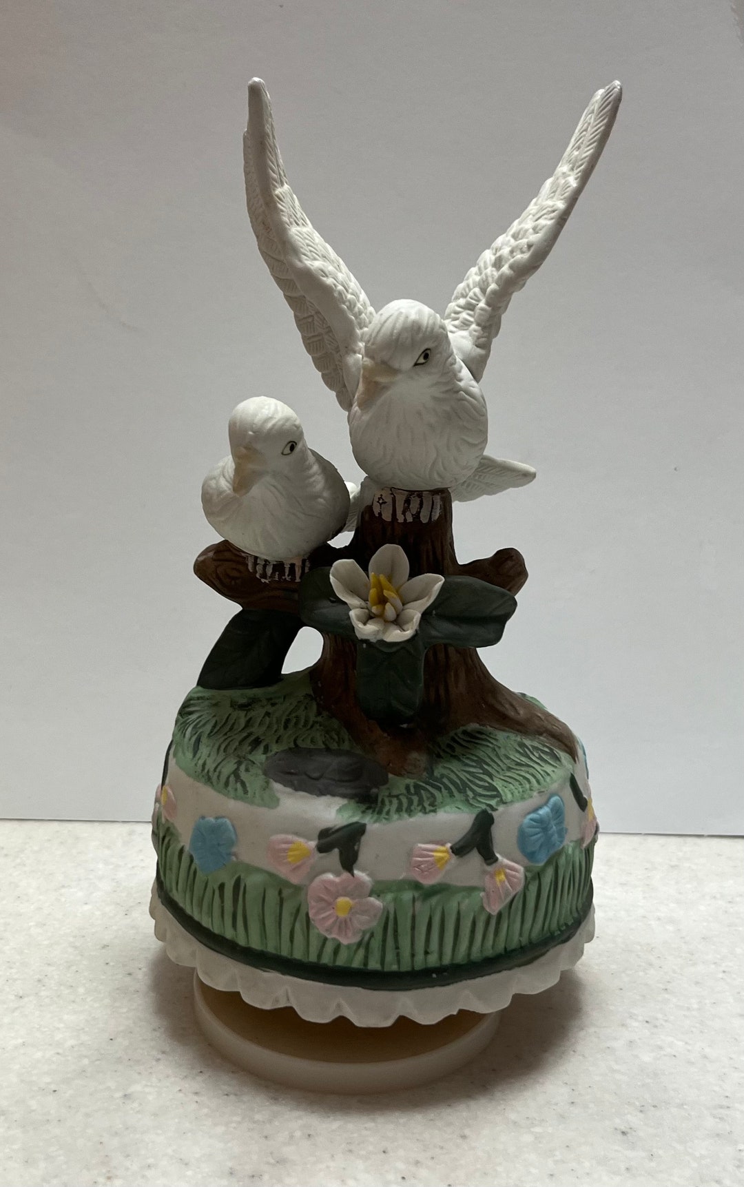 Vintage Collectible Double Doves 1970s Music Box Works - Etsy