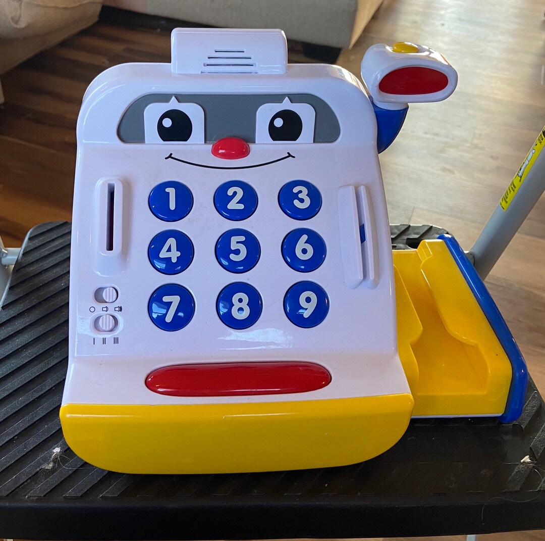 The Learning Journey Electronic Learning Shop and Learn Cash Register ...