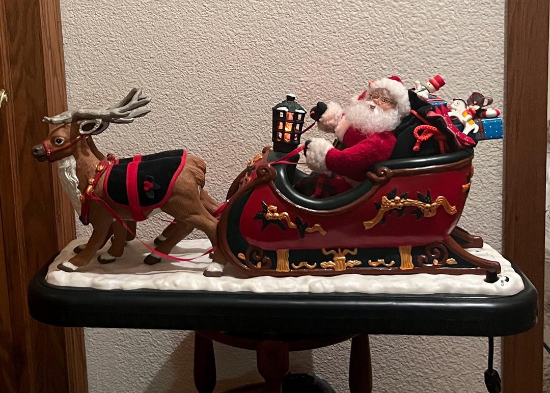 Vintage 1995 Holiday Creations Animated Musical Santa With Reindeer ...