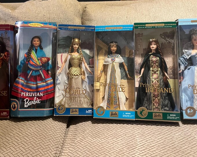 Vintage 1998 Barbie “dolls of the World” Portugal, Peru, Vikings, Nile ...
