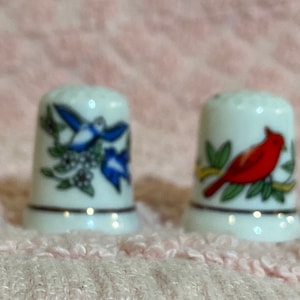 Two 2 Beautiful Ceramic/porcelain Thimbles Birds Bluebirds & Cardinal ...