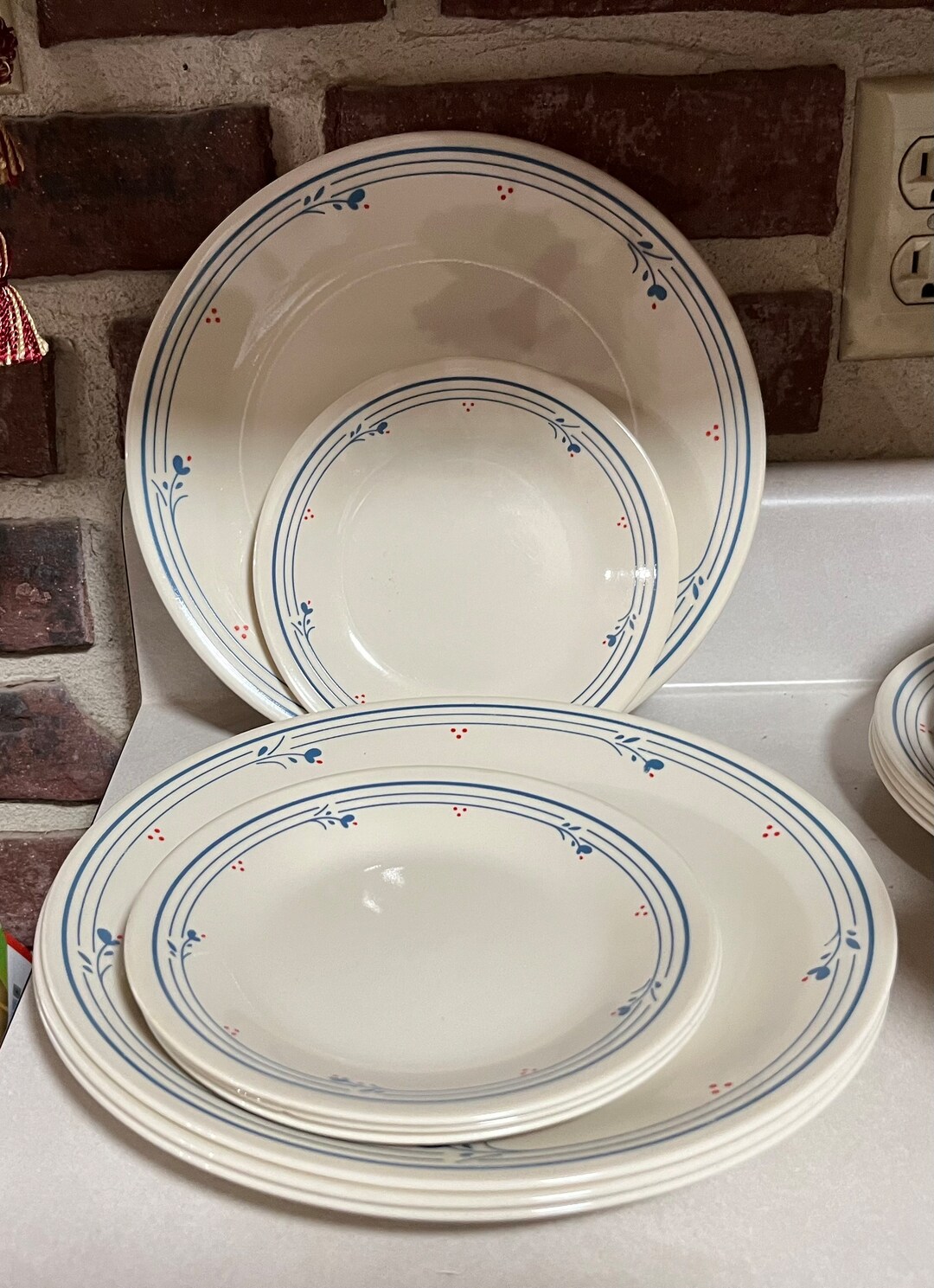 Vintage Corelle Country Violets 8 Pieces 4 Each Dinner Plates and Bread ...