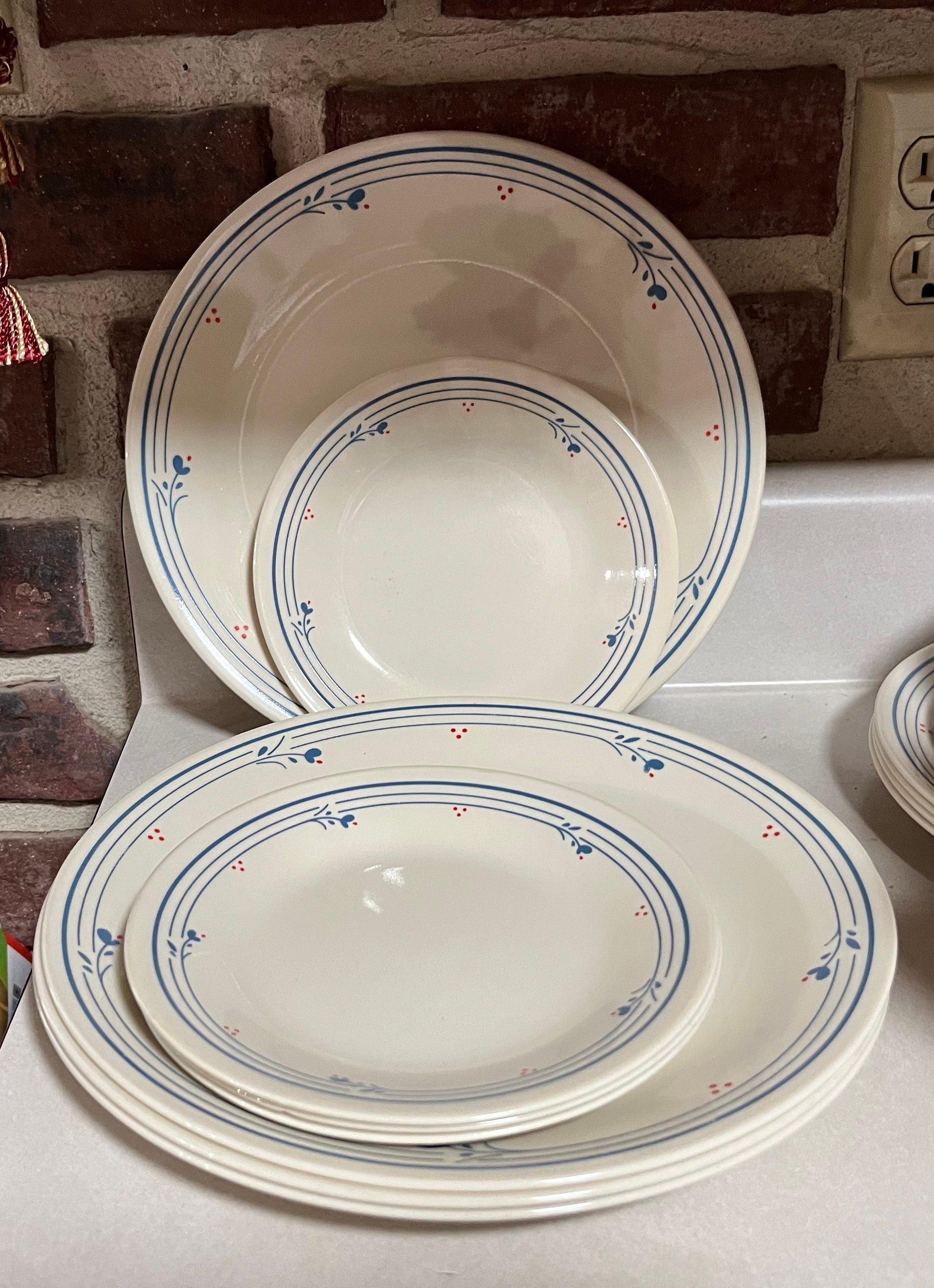 Vintage Corelle Country Violets 8 Pieces 4 Each Dinner - Etsy