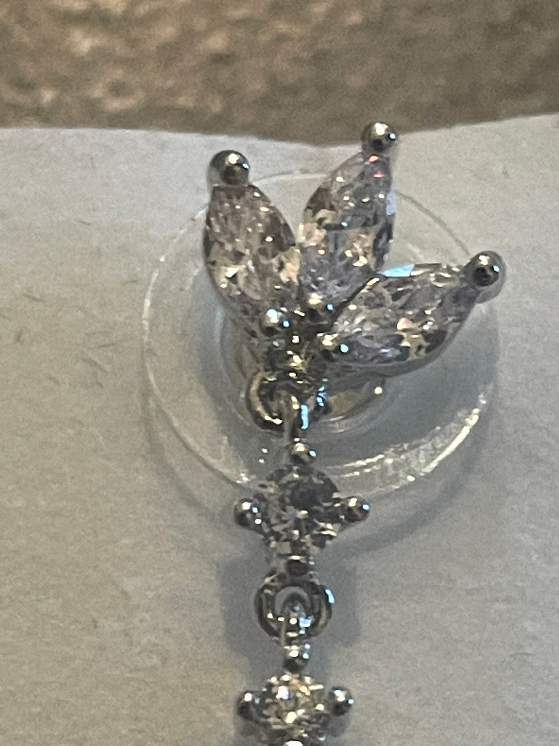 Kate Middleton Diamond Sparkle Drop Dangle Earrings Excellent Quality ...