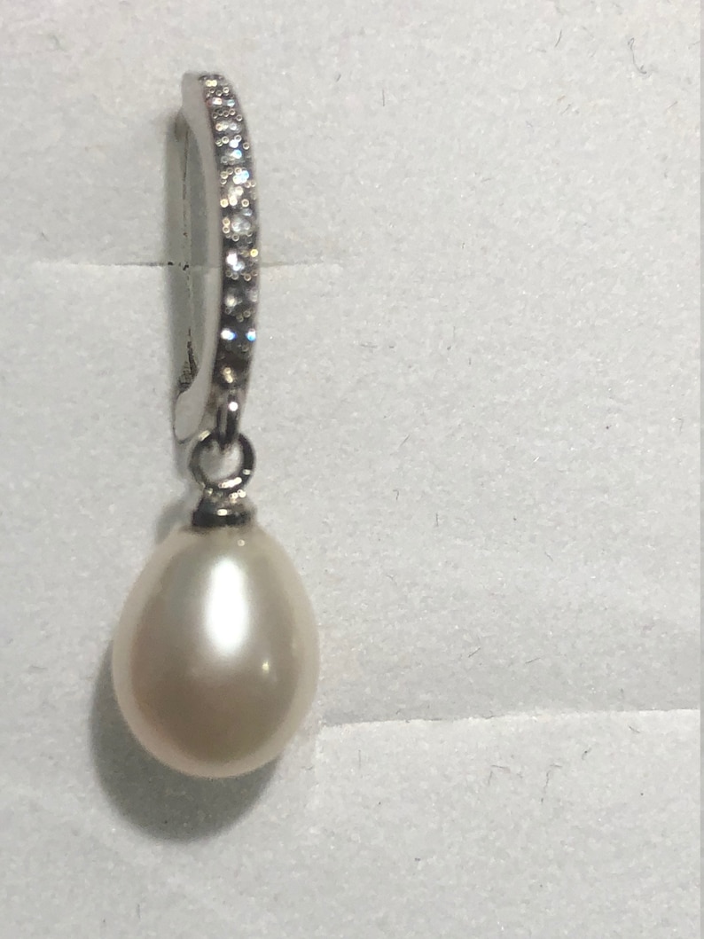 Kate Middleton Natural Pearl and Diamond Earrings - Etsy