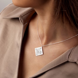 Personalized QR Code Necklace, QR Code Name Necklace, Encrypted Name ...