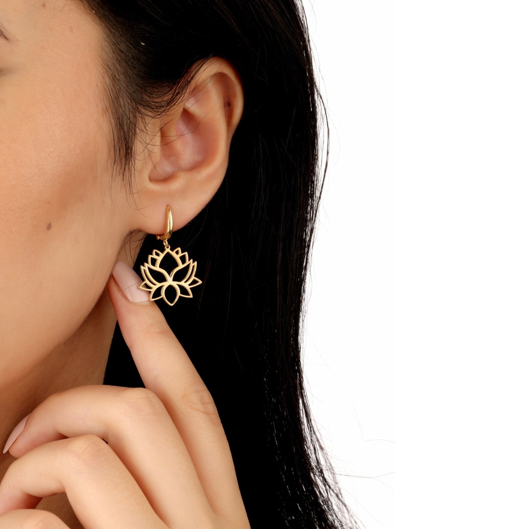 Dainty Lotus Floral Earring, 18k Gold Plated Earring for Woman, Flower ...