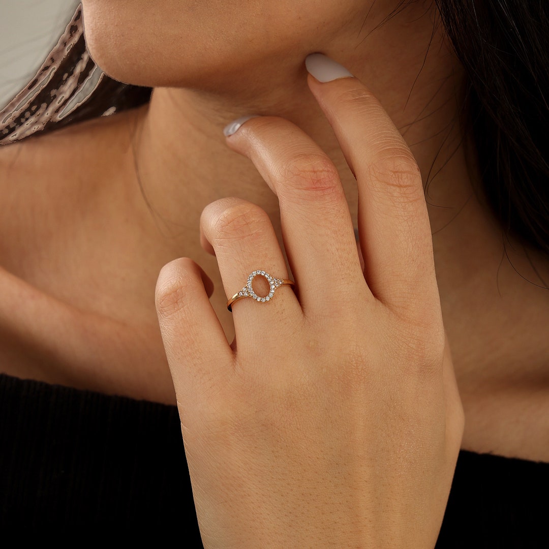 Single Circle Karma Ring, 18k Gold Oval Stone Ring, Diamond Dusted Mini ...