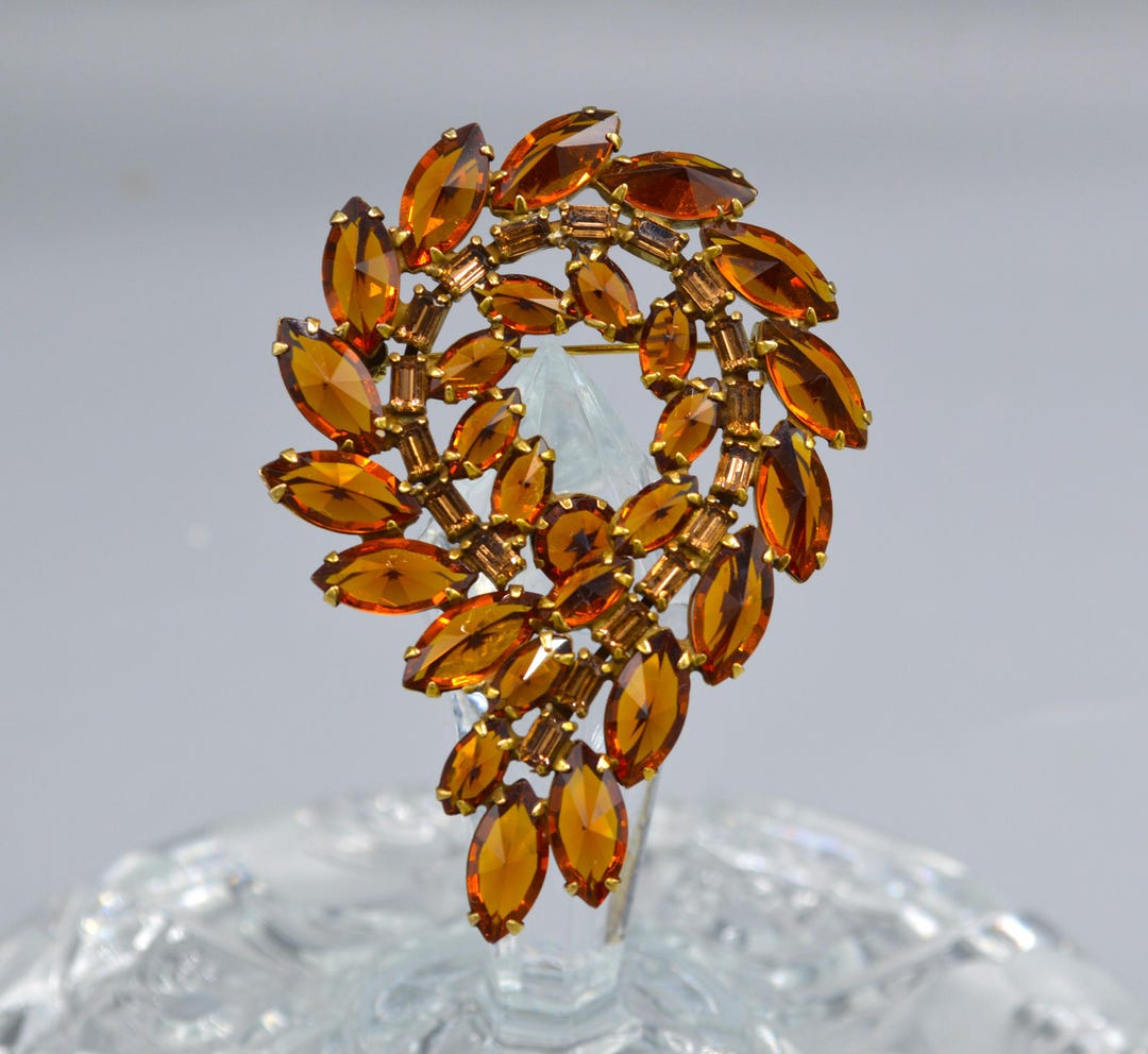 Vintage Unsigned Inverted Topaz Glass Prong Set Stones Brooch - Etsy