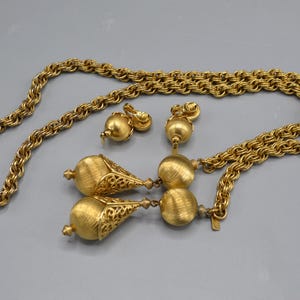 MONET bolero 1961 30 Rope Chain Lariat Necklace Runway Book Piece and ...
