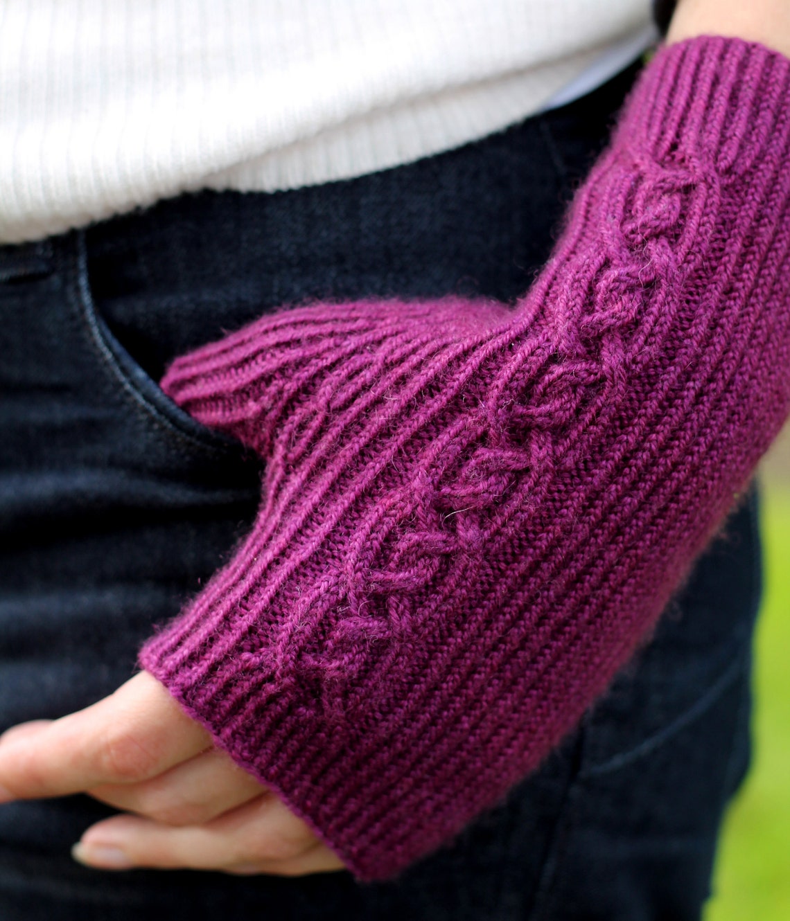 Nicnevin - Cabled Fingerless Mitts Knitting Pattern - Etsy
