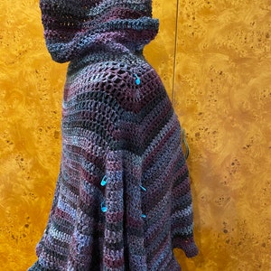 Hooded Poncho/cape: Easy Beginner Crochet Pattern & Photo Tutorial ...