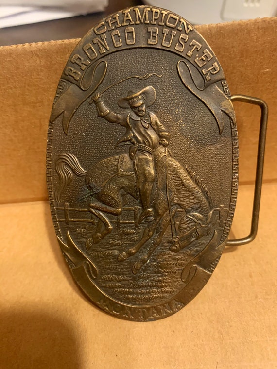 Vintage western Champion belt buckle - Gem