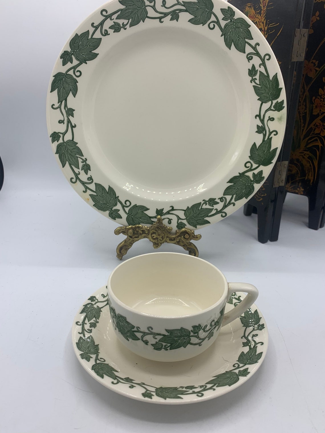 Royal China Ivy Dinnerware Tea Cups and Saucers Royal | Etsy